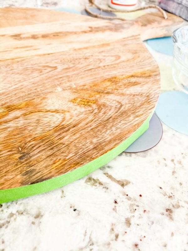 How to Upcycle an Old Cutting Board Using Modge Podge » Grow Beauty ...