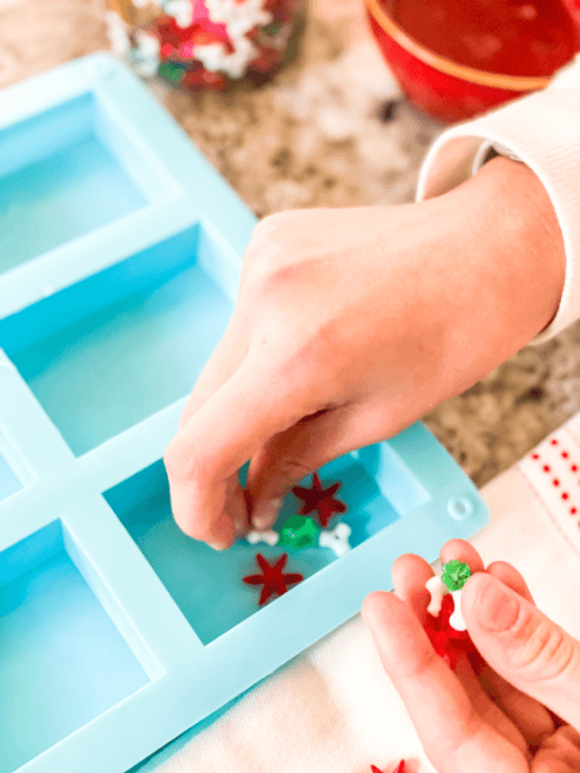 Easy Homemade Christmas Soaps For Kids » Grow Beauty With Ease