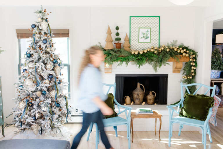 Step-by-Step Guide to Asymmetrical Christmas Mantel Garland Layering ...